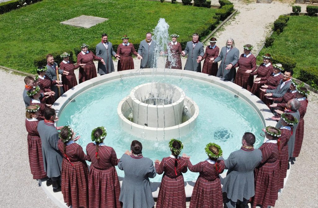 Jauktais koris OGRE – Dziedāšana, prieks un kopā būšana